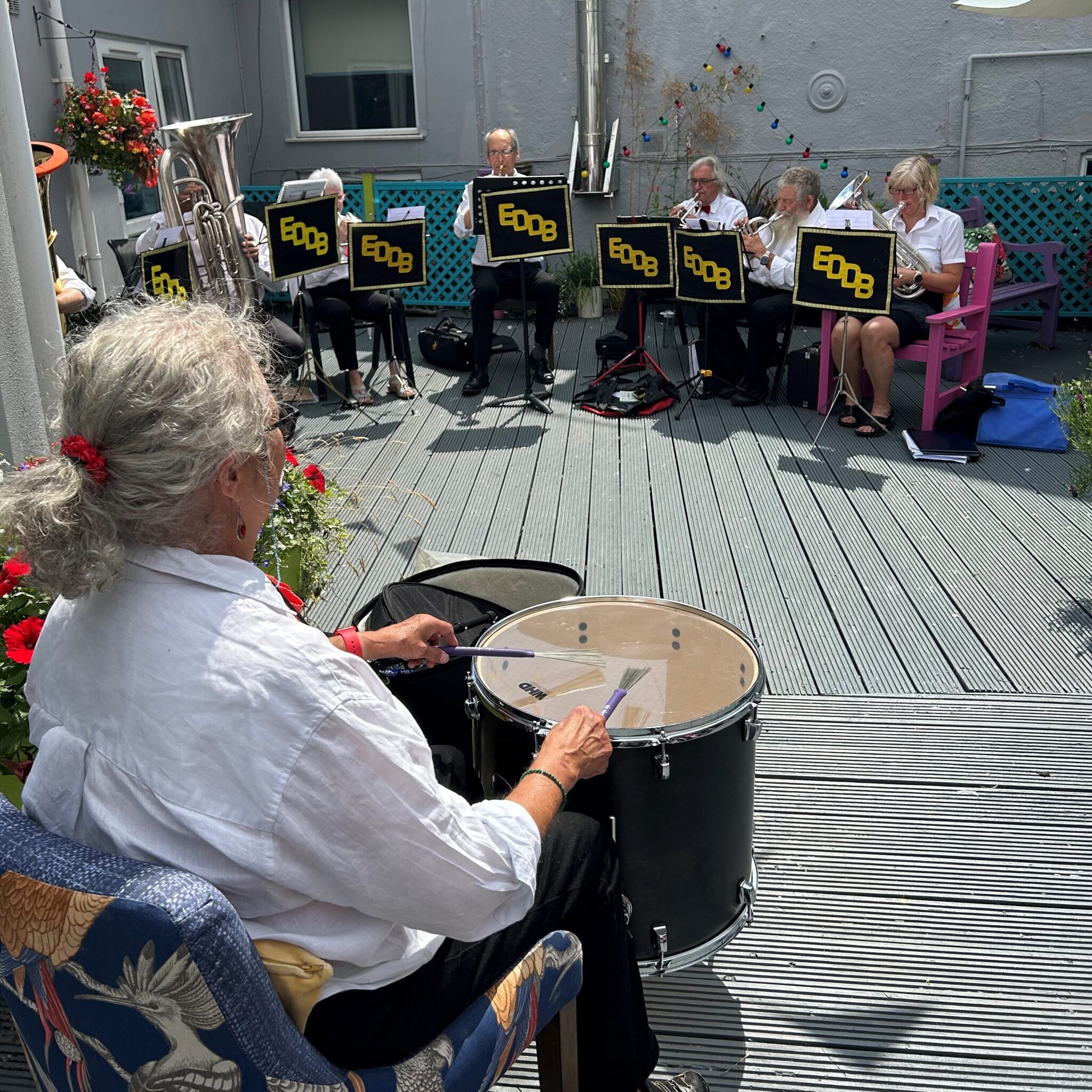 East Devon Daytime Band Entertains Residents